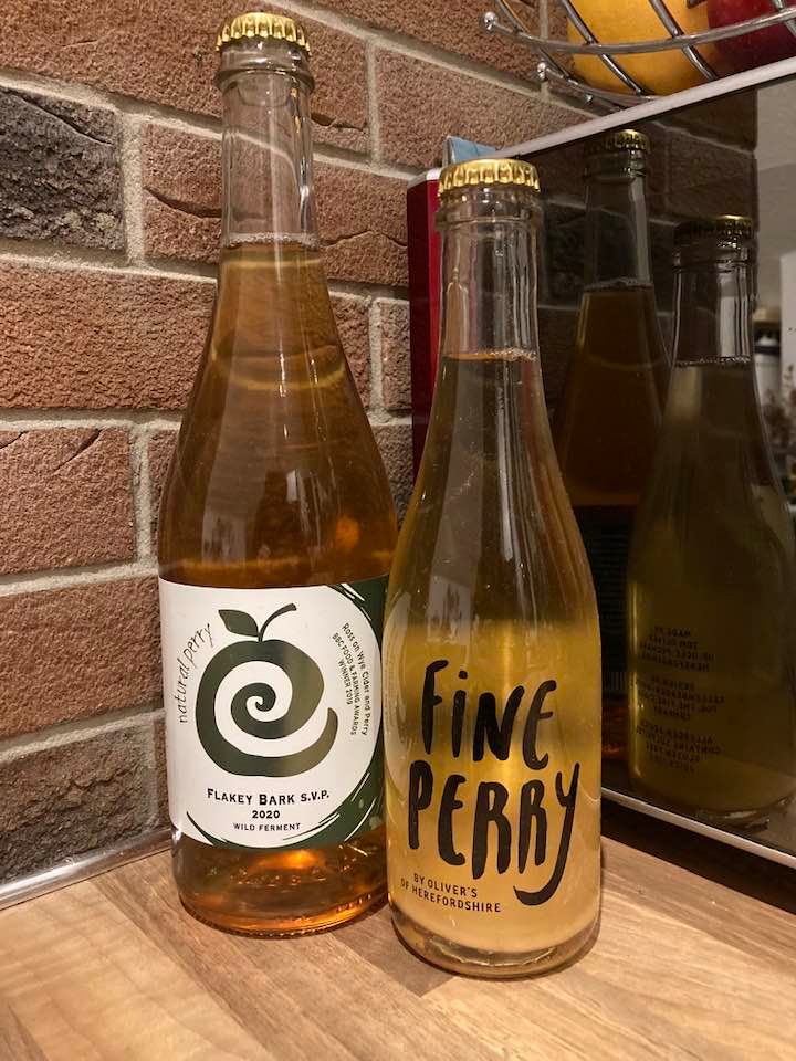 Rare pear perries: Oliver’s Coppy, Ross on Wye Flakey Bark and Fishpool ...