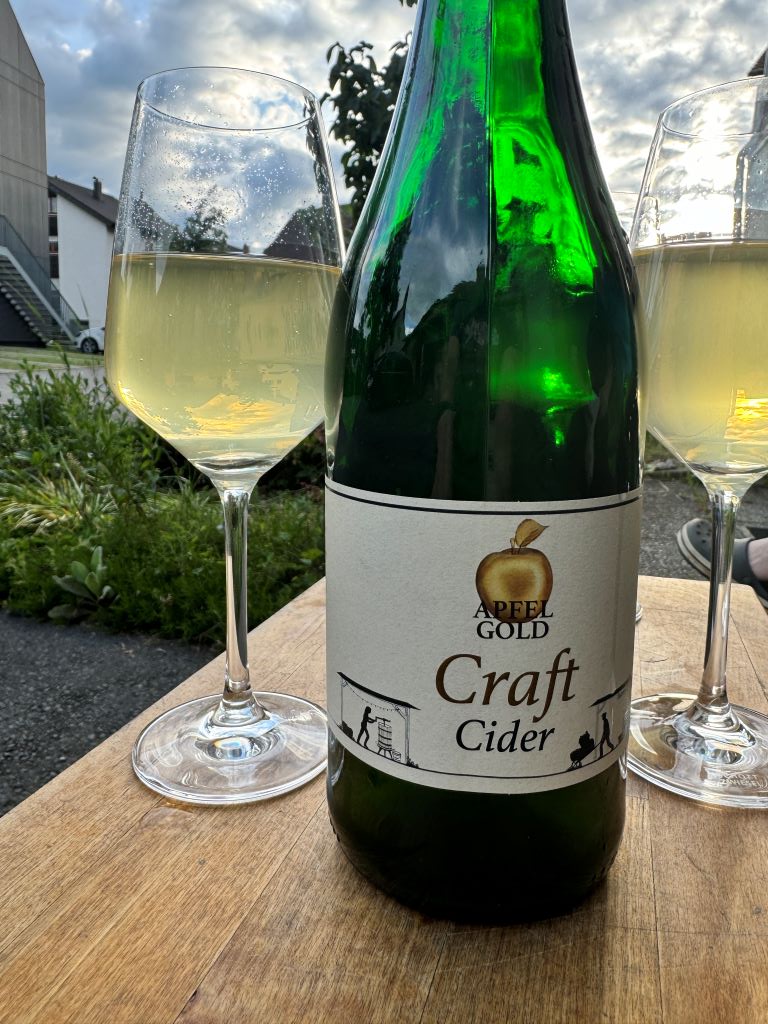 Apfelgold – Seven Ciders, One Perry | Cider Review